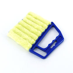 Seven Finger Polyester Mini Blind Cleaner at Menards®