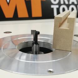 CMT Contractor™ 3/8" Keyhole Router Bit at Menards®