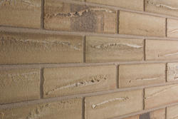 FlexeBrick Honey Gold Flat Brick Veneer (11 Sq Ft) at Menards®
