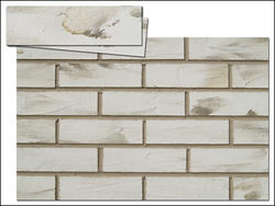 FlexeBrick Wheat Flat Brick Veneer (11 Sq Ft) at Menards®