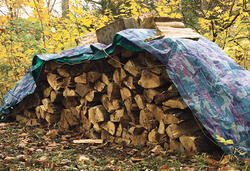 Yardworks® 12' x 16' Reversible Camo/Green Medium-Duty Tarp at Menards®