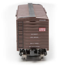 O Gauge Reading Boxcar (Burgundy) at Menards®