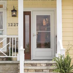 LARSON® Royal Oak Screen Away® 32" x 80" White Retractable Screen ...