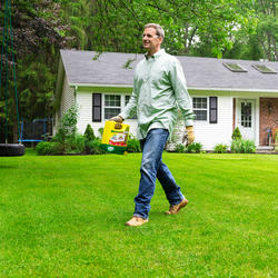 Preen® Lawn Weed Killer with Ready2Go Spreader™ - 5 lb. at Menards®