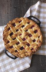 Lodge 9 Inch Cast Iron Pie Pan with Silicone Grips at Menards®