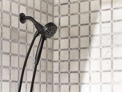 Moen® Magnetix™ Engage 6-Spray Setting Matte Black Handheld Showerhead ...