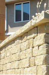 5 x 10 Quarry Gray Small Tumbled Catalina Freestanding Wall Block at ...