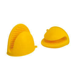 Flexwell Silicone Oven Mitt - Yellow at Menards®