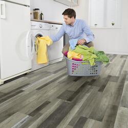 Shaw® Manor Hill Seasoned Oak 7" x 48" Floating Luxury Vinyl Plank ...