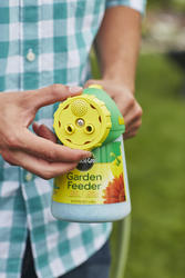 Miracle-Gro® Ready-to-Spray Garden Feeder with All Purpose Plant Food ...