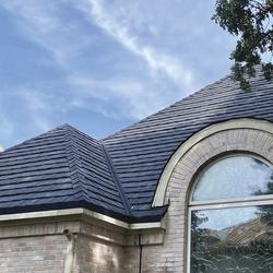Roser® SteelGUARD® Charcoal Stone Coated Steel Shingles (5 sq ft) at ...