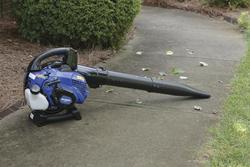 Wild Badger Power® 26cc 2-Cycle Gas 475 CFM Leaf Blower at Menards®