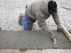 Akona® Concrete/Masonry Set Accelerator - 1-Quart at Menards®