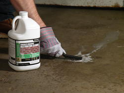 Akona® Concrete/Masonry Restoration Cleaner - 1 Gal. at Menards®