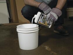 Akona® Concrete Bonding Additive - 1-Gallon at Menards®