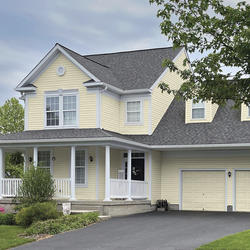 Heritage Cream Vinyl Siding