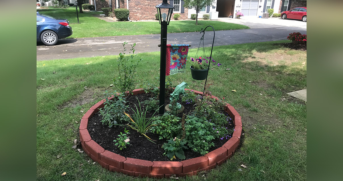 Post Light Flower Bed Ring - Project by Kent at Menards®