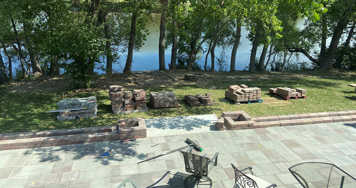 Carbondale Bench Wall - Project by Lan at Menards®