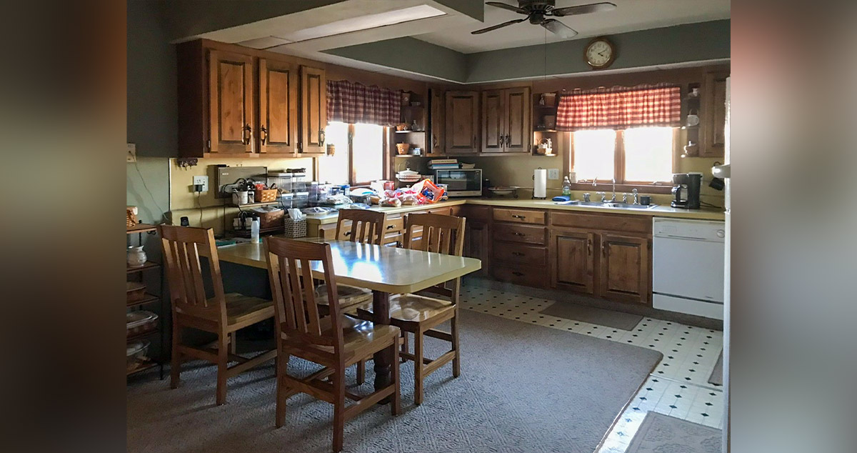 Farmhouse Chic Kitchen - Project by Chad at Menards®