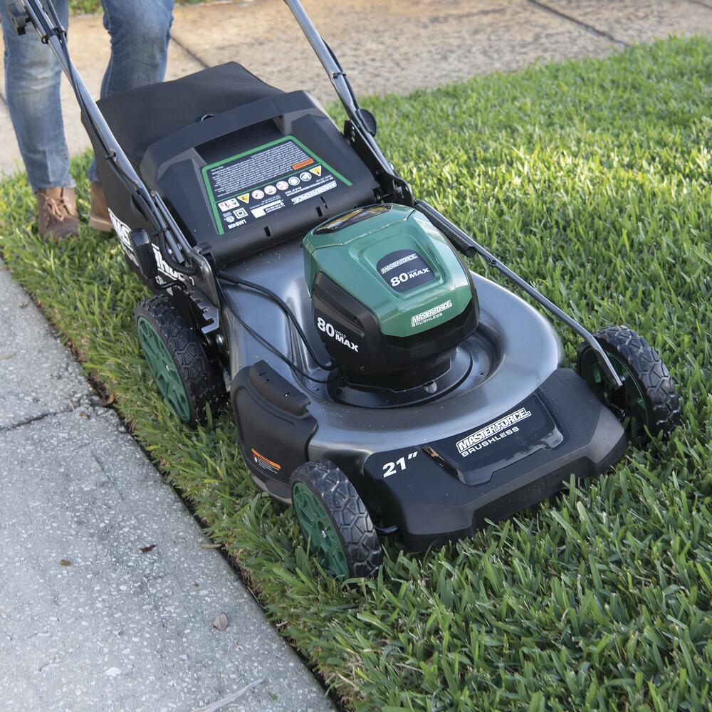 Beginners Guide to Lawn Care at Menards®