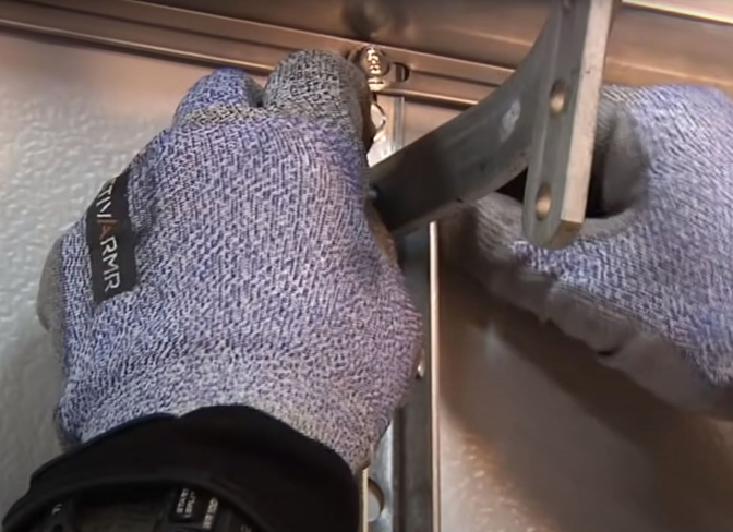 How-To Install a Garage Door at Menards®