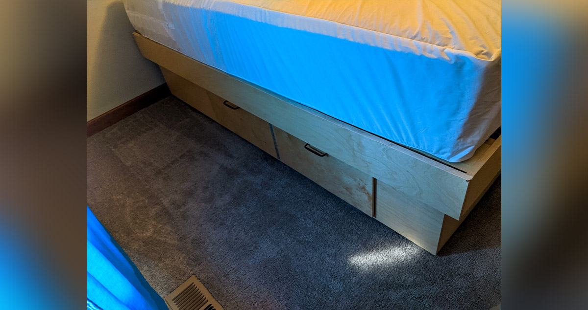 Menards queen bed frame store