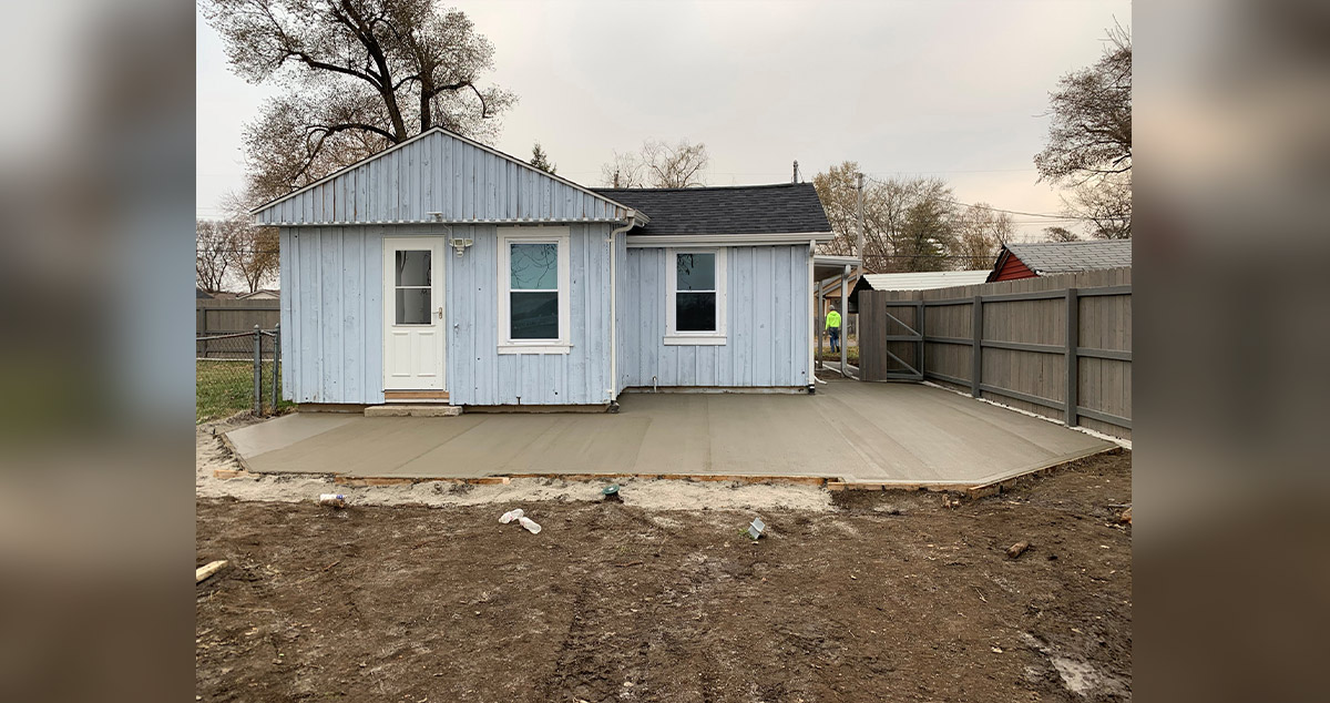 Block Seating Wall & Patio Makeover - Project by Debbie at Menards®