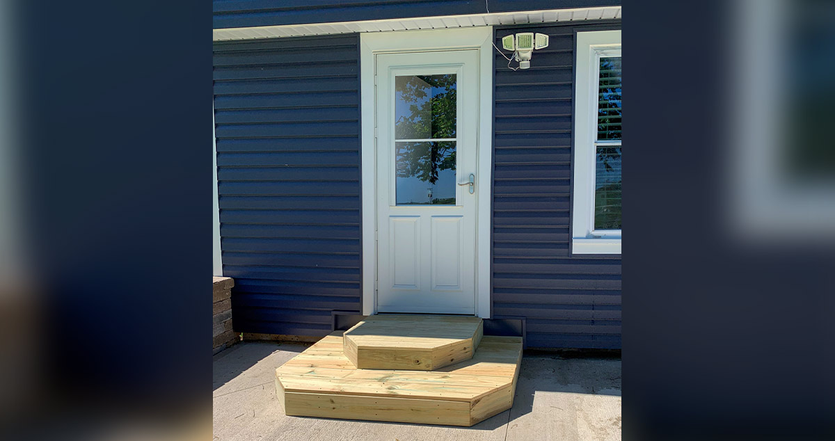 Block Seating Wall & Patio Makeover - Project by Debbie at Menards®