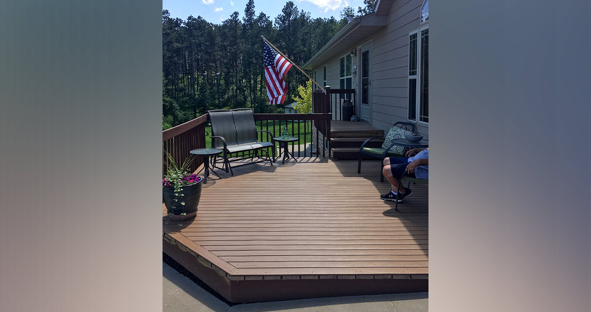 Facelift for a Sad Front Deck - Project by Leslie at Menards®