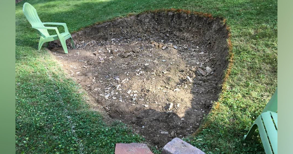 Patio with Cedar Screen Wall - Project by Francis at Menards®