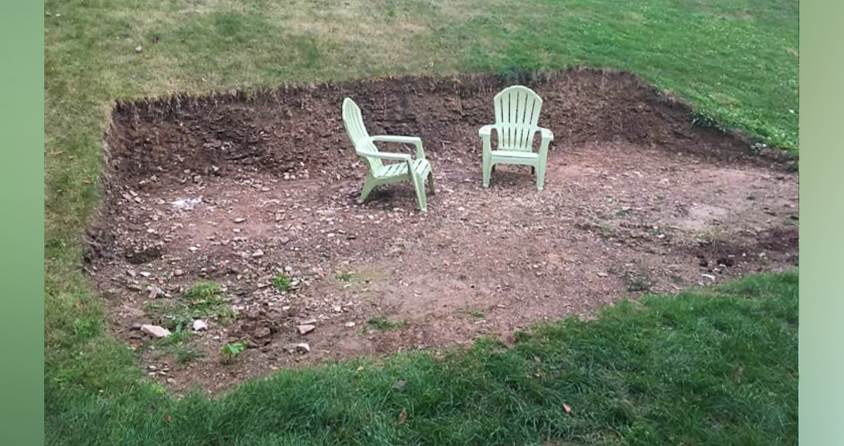 Patio with Cedar Screen Wall - Project by Francis at Menards®