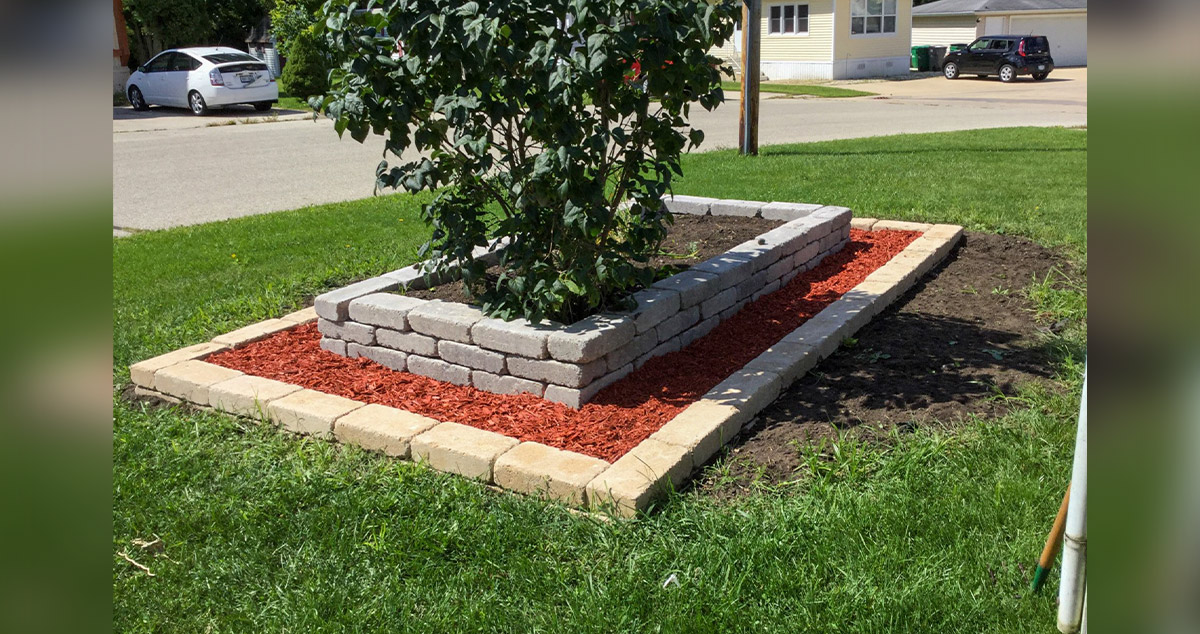 Yard Planter - Project by Kimberly at Menards®